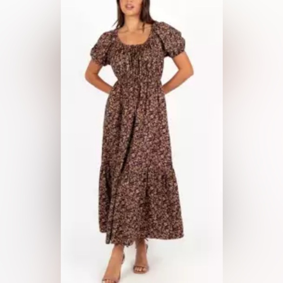 entro | Dresses | Entro Brown And White Ruffled Tiered Maxi Dress ...